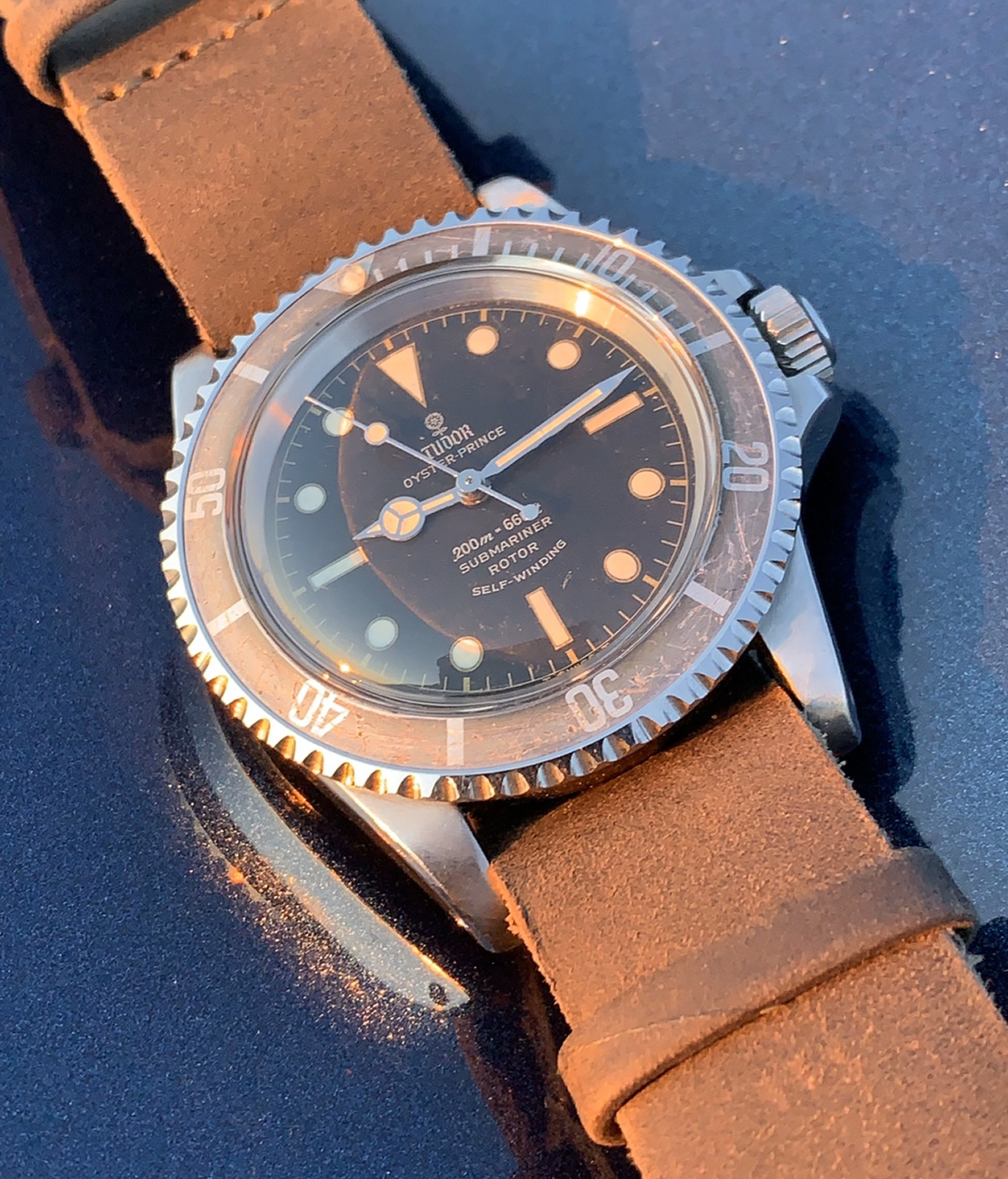 Tudor Sub 7928 Silver Print, Gilt Chapter Dial, Tritium Hands, Ghosted ...